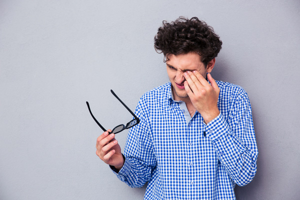 Eye Floaters: Everything You Need To Know | You&Eye Magazine